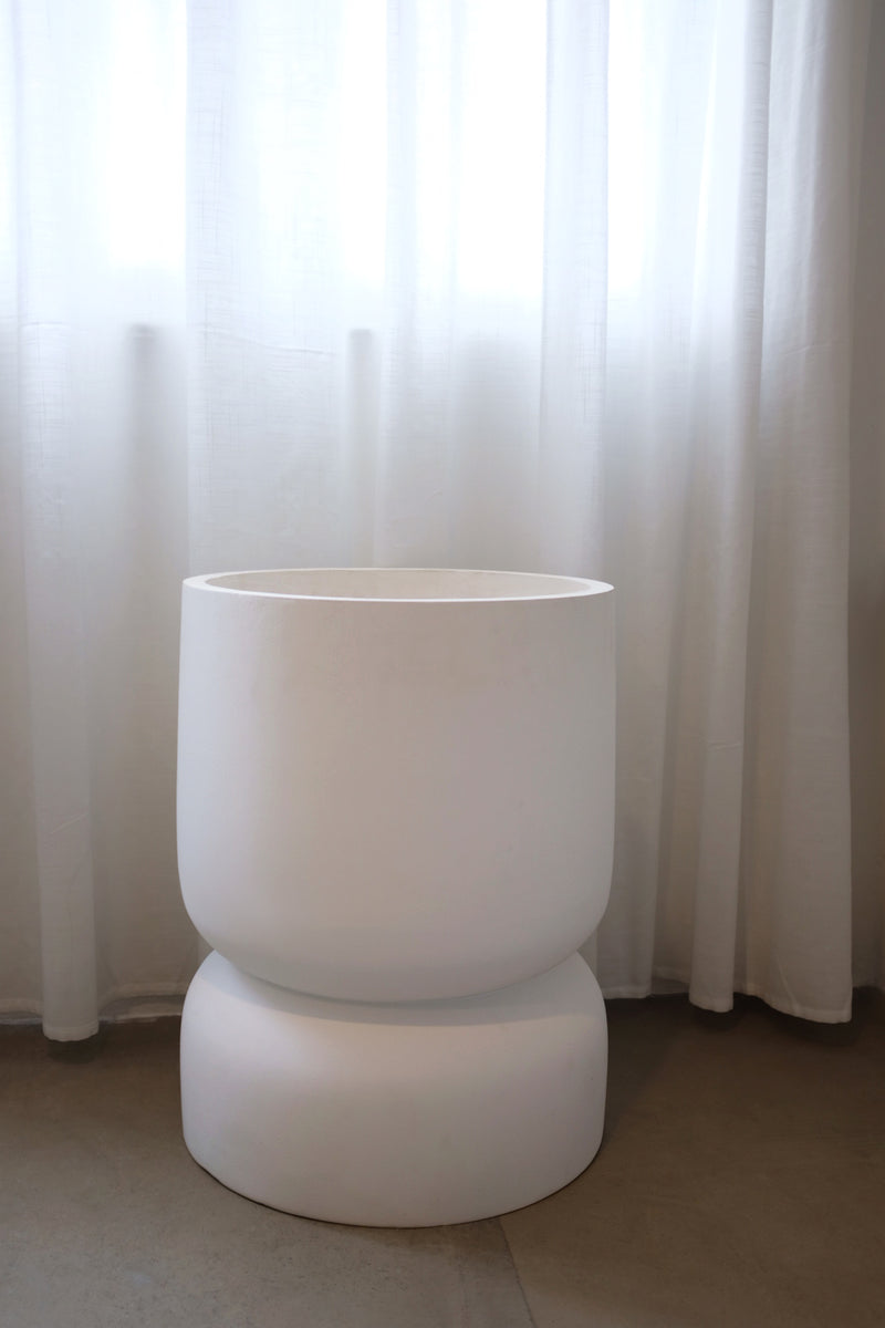 White Reversible Indoor/Outdoor Floor Pots | Large| Nomada – nomada